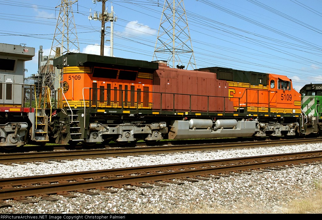 BNSF 5109